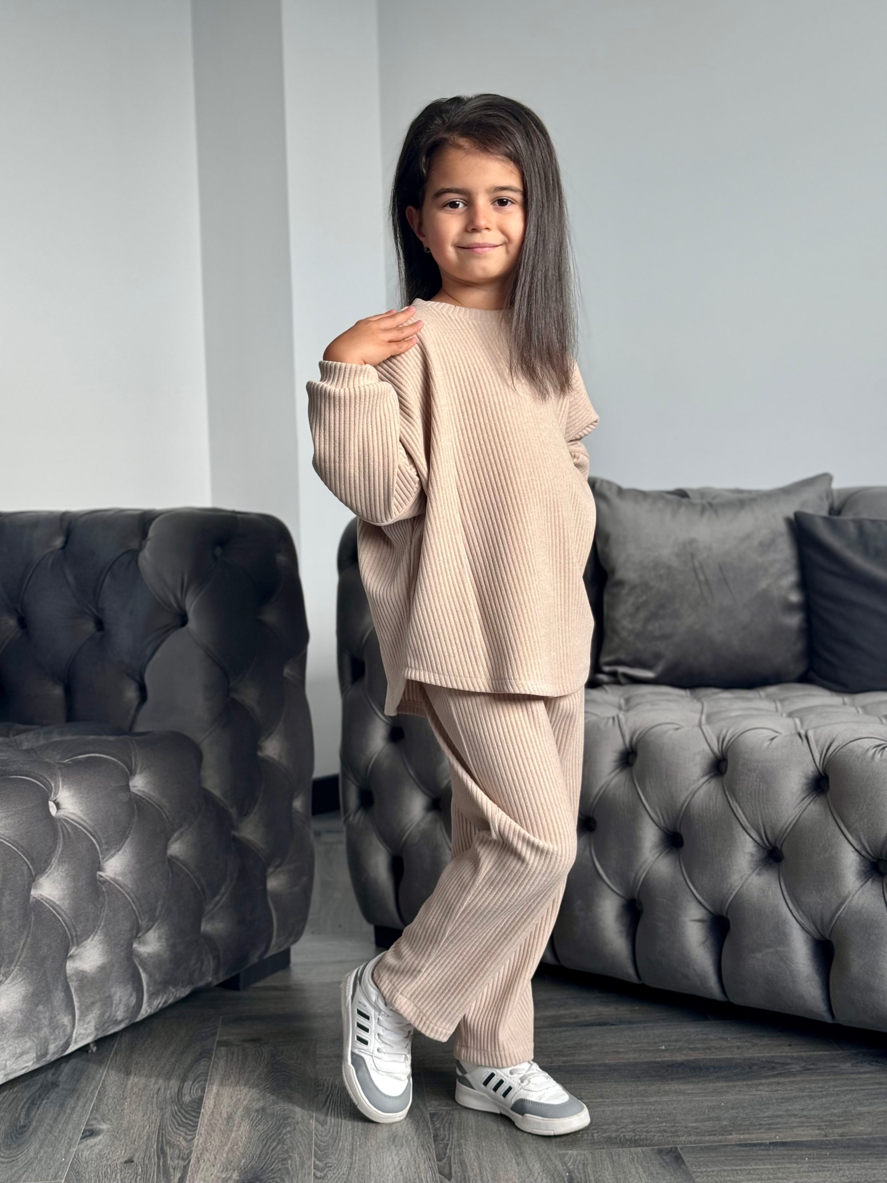 Costum Mini Edith - Bej – Ramona Bădescu Exclusive